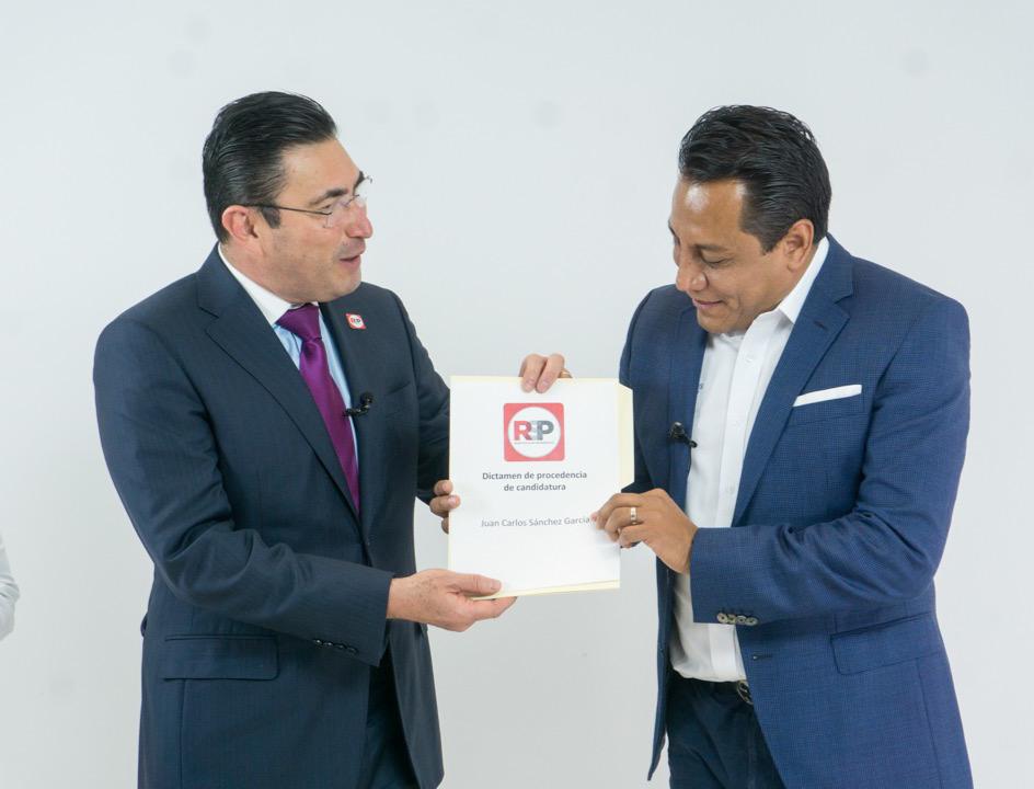 Tlaxcala ya tiene gallo, tiene nombre y apellido Juan Carlos Sánchez ...