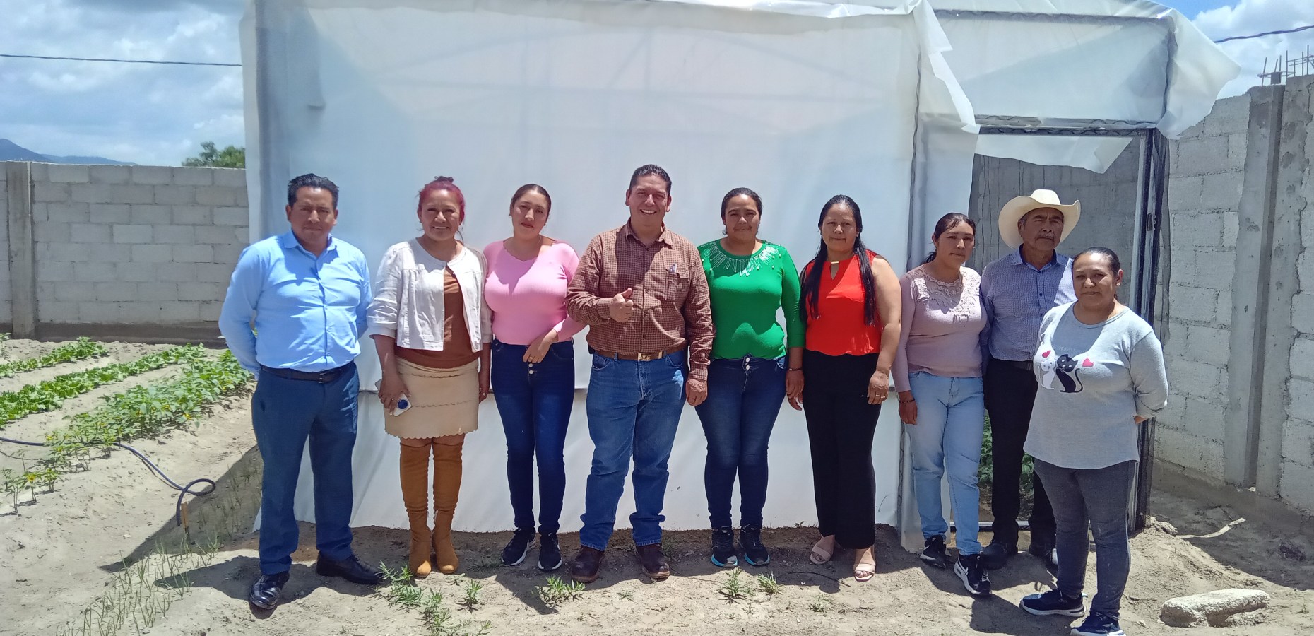 Inaugura Granjas Carroll de México Huerto e Invernadero Escolar ...